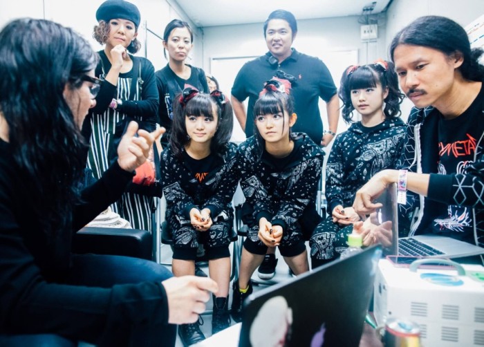 Young GuitarのKOBAMETALインタビュー “次のBABYMETALのアルバムはLAメタル？” 【海外の反応】│BABYMETALIZE
